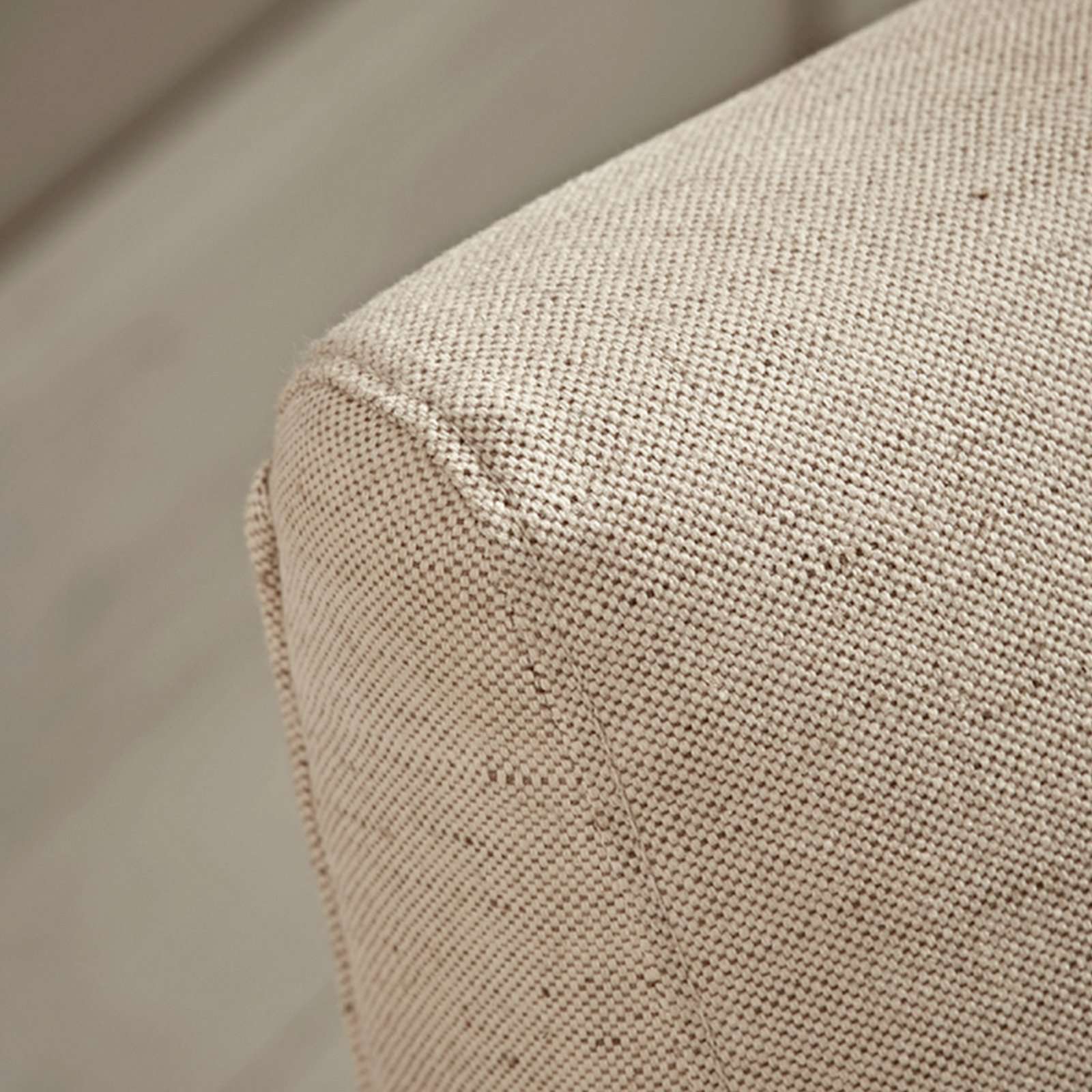 Relaxed Mid-Century Lounge Chair - Natural Linen | Absolute Home